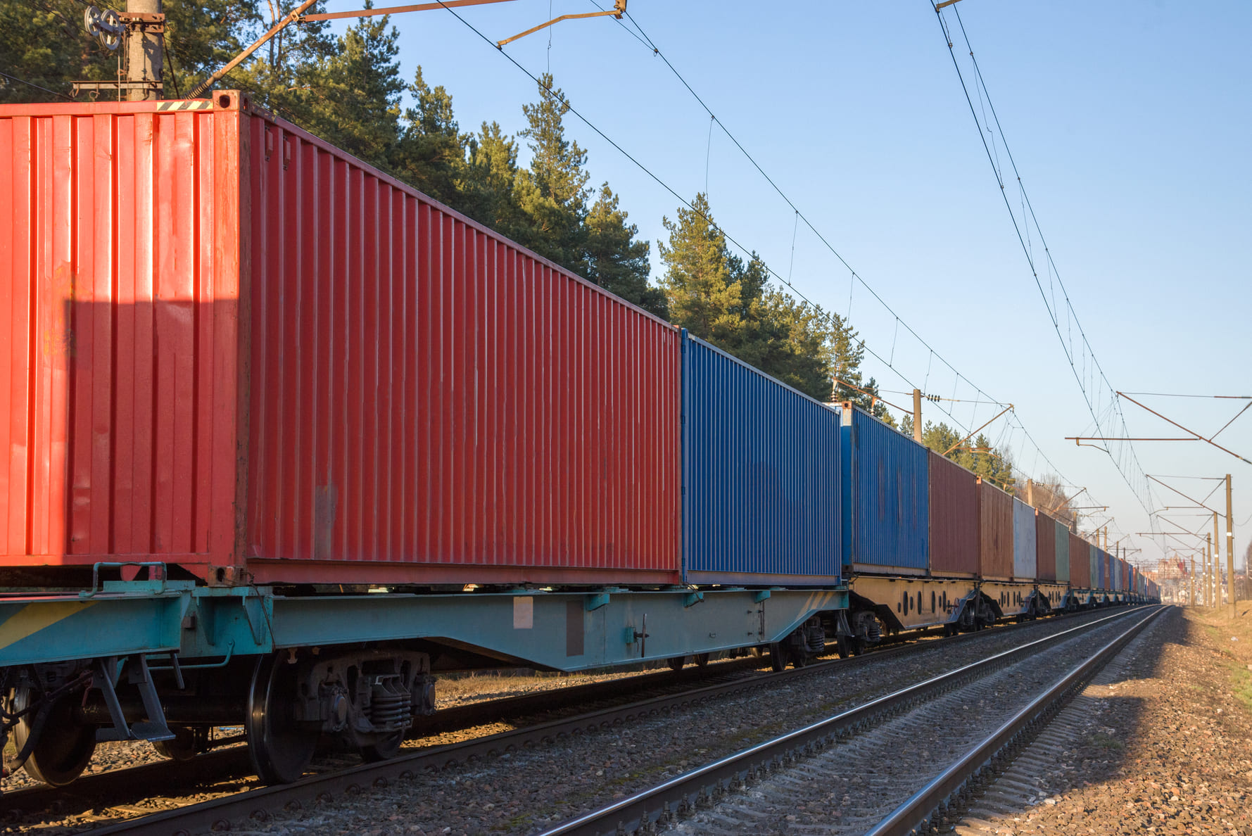 Intermodal Containers: Types, Benefits, and Global Trade Impact