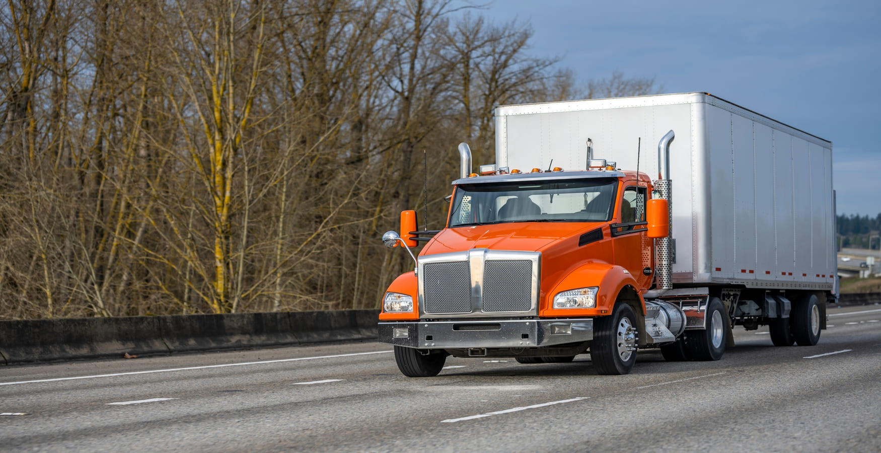 Straight Truck Guide: Types, Sizes & Choosing the Right One